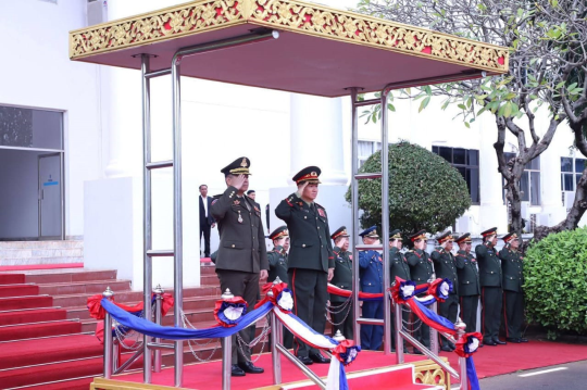 Lao and Cambodian Armed Forces Strengthen Bilateral Cooperation